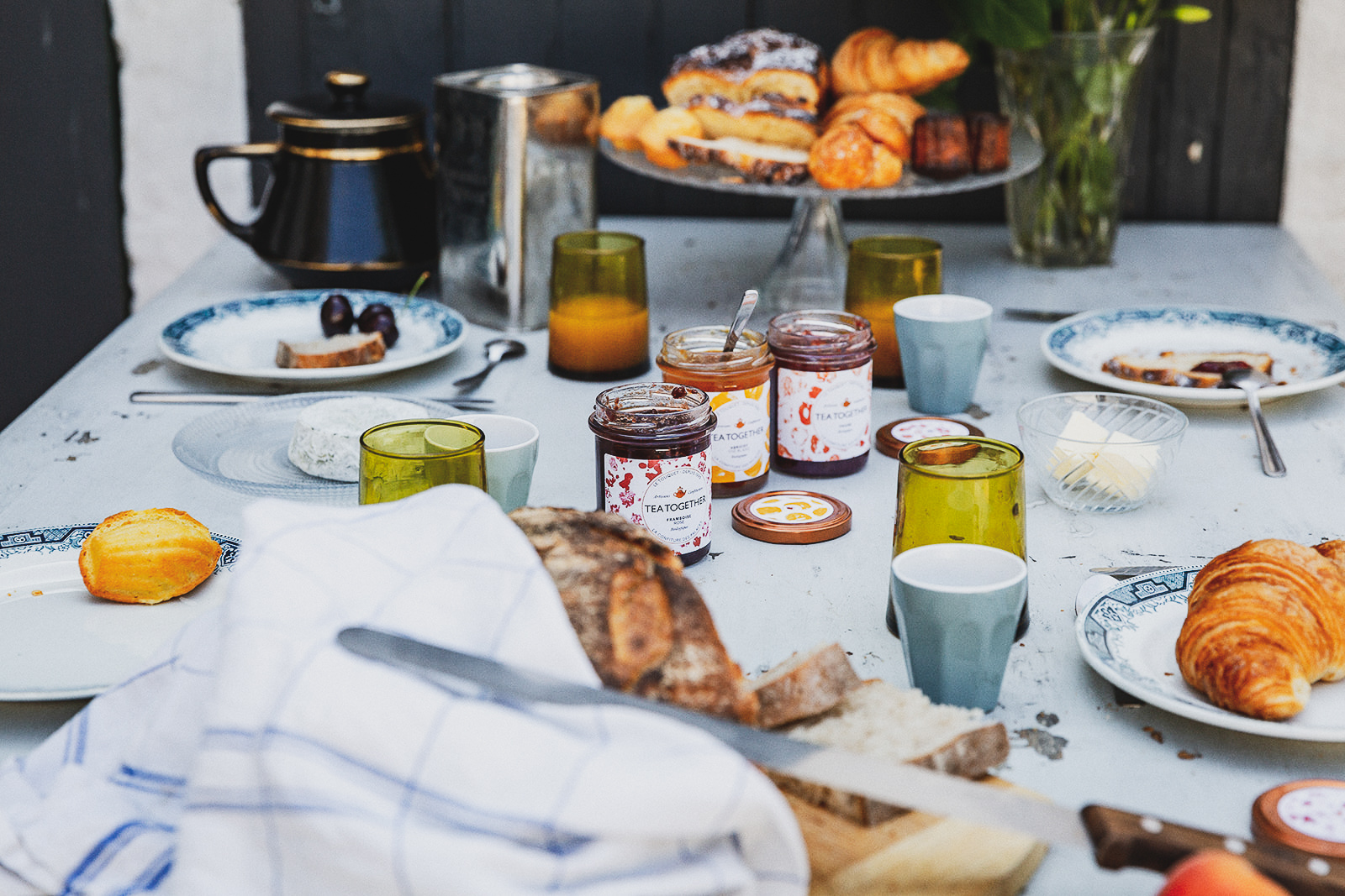 The brand - TEA TOGETHER